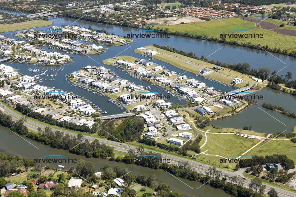Aerial Photography Riverlinks Helensvale - Airview Online